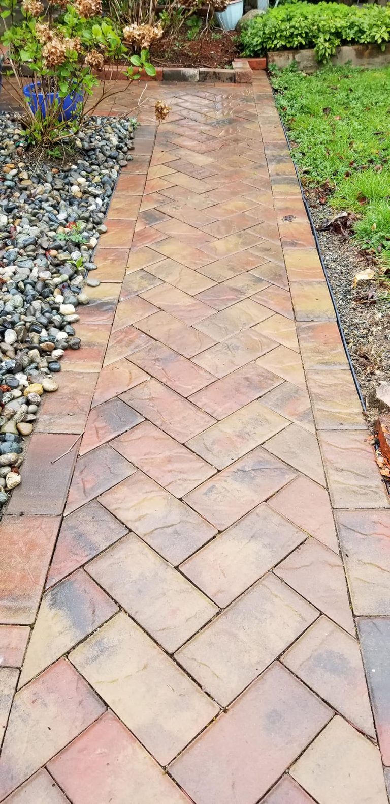 Paver Guide: A Patio Block and Yard Pavers for Seattle Homeowners ...
